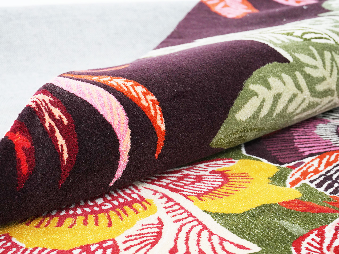 What Is a Wool Rug? The Ultimate Guide to Benefits, Types & Care